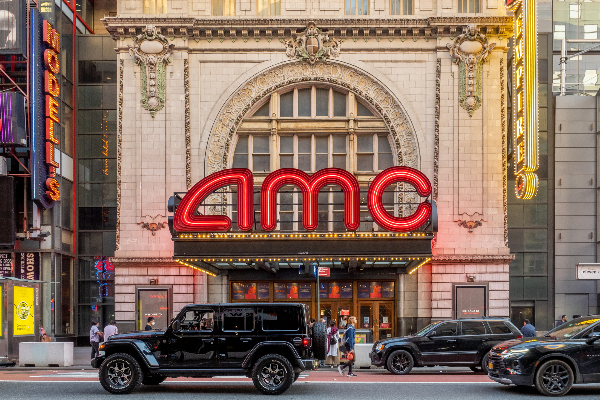 Los cines AMC tendrán 50% de descuento los miércoles durante el verano ...